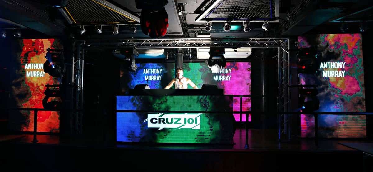 LED Wall for Bars, NightClubs & DJ - Plug'n Play Packages