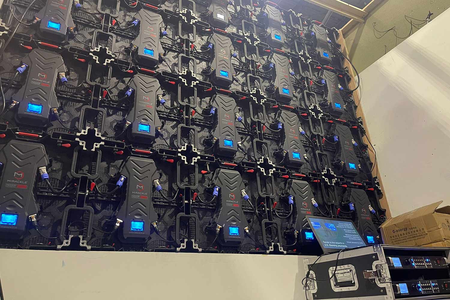 How to Sync LED Walls with Worship Lyrics and Live Camera Feeds - Led ...